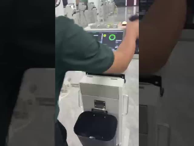 Macchina di splicing automatica a prova di errore ad alta efficienza per la linea SMT