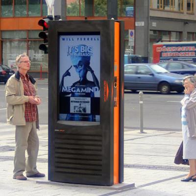 Cina La pubblicità LCD all'aperto del manifesto del visualizzatore digitale ha integrato la macchina di pubblicità del touch screen in vendita