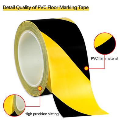 Cina Nastro di marcatura in PVC ad alta resistenza alla trazione per la sicurezza dei magazzini in nero e giallo in vendita