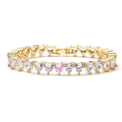 Cina l'oro 18k ha placcato lo zircone pieno di Diamond Bracelet 925 Sterling Silver Pink White Heart in vendita