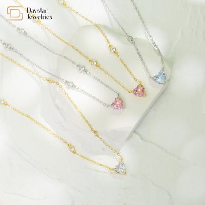 Cina Cuore Diamond Zircon Pendant Thin Chain dei gioielli dell'oro della collana 18k del girocollo delle donne in vendita