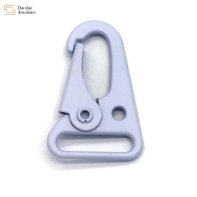 Cina Fermaglio della tessitura di Carabiner degli accessori del metallo, fermagli improvvisi del portone della primavera del gancio dell'olecrano in vendita