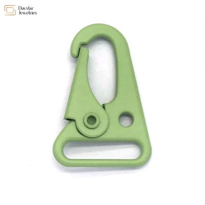 Cina Fermaglio della tessitura di Carabiner degli accessori del metallo, fermagli improvvisi del portone della primavera del gancio dell'olecrano in vendita
