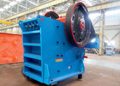 Cina La metallurgia V simmetrica ha formato la macchina 240T del frantoio del granito/capacità di H in vendita