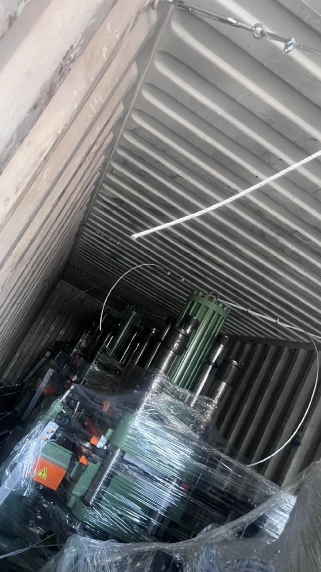 Rubber Vulcanizig Press with Transfer Molding