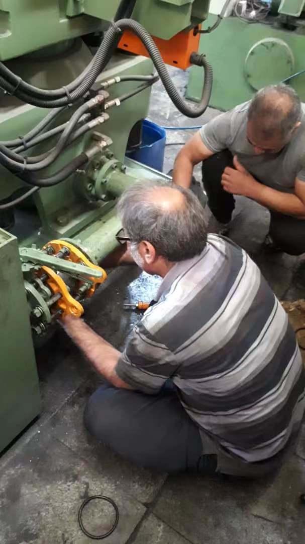 Rubber Vulcanizig Press with Transfer Molding