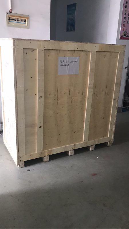 Freeze Trim Machine for Rubber Parts