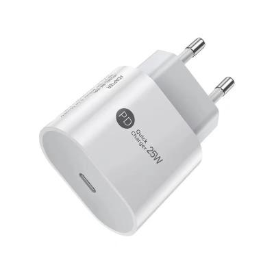 Cina 25W Power PD Multi Tipo C Testa del telefono Cable di ricarica veloce Tipo c USB Piattaforma a muro per Samsung Cellulare iPhone iPad in vendita
