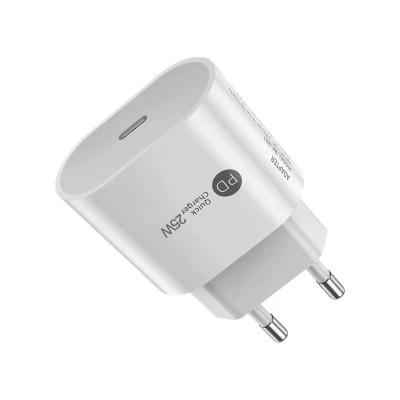 Cina 25W Power PD Multi Tipo C Testa del telefono Cable di ricarica veloce Tipo c USB Piattaforma a muro per Samsung Cellulare iPhone iPad in vendita