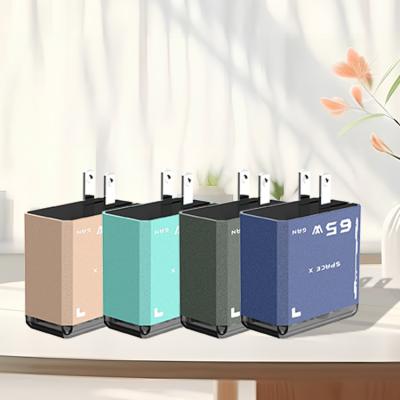 China PD Gan Charger Nieuwe Tech Opvouwbare Plug Superior Veilig 65w Snel opladen 2 poorten Usb-c Charger voor telefoon & laptop Te koop