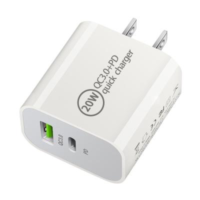 中国 20wUSBC充電器 ポータブル 急速充電器 C型 携帯電話充電器 Pd 急速充電3.0 ハンドセット パワーアダプター ラップトップ 販売のため