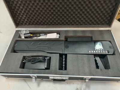 China Ultra Portable Handheld Anti Drone Gun With 500-3000m Detection Range 46dBm 200W for sale