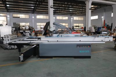 China Furniture Professional Table Saw MJ6132S Precision Panel Saw Machine With Scoring Blade for sale