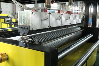 Cina Vinot Brand Yelow Aluminum plating High Speed Compound Bubble Wrap Film Making Machine 1800mm width Model No. DYF-1800 in vendita