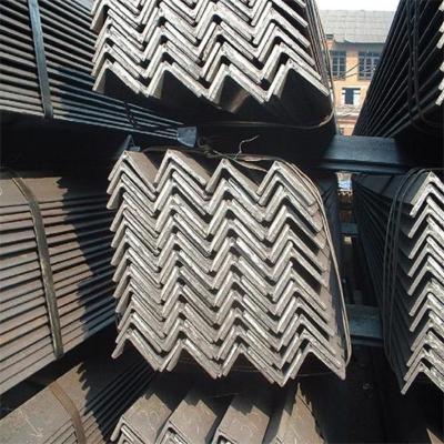 Cina 50x6mm Bar angolare di acciaio leggero inossidabile laminato a caldo GB Q235B Trave angolare in acciaio al carbonio in vendita