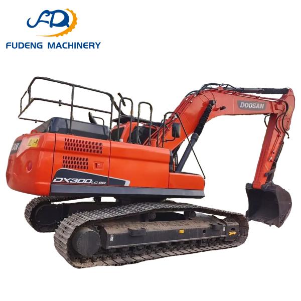 Quality Used Doosan DX300LC Excavator with 30Ton Excavator for Construction Projects for sale