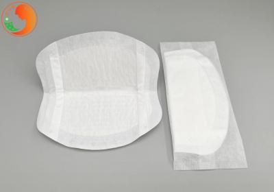 Cina Leakguard Pastiglie da seno usa e getta Gran volume di latte mantenere asciutto Capacità di assorbimento Border OEM in vendita