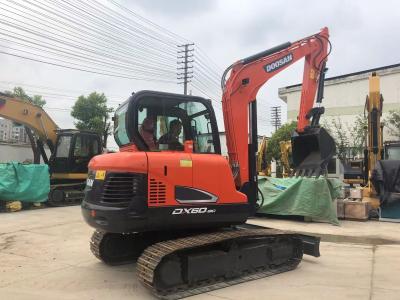 Cina Miniescavatore Doosan DX60 DH55 per la costruzione scavando ore di lavoro basse e in Kore in vendita