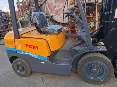China Japan Forklift FD25 2.5 Ton with 1150mm Fork Length and Lifting Tools for sale