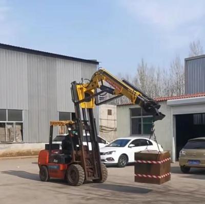 China 1755 x 800 x 2068 mm Multifunction Forklift with Telescopic Handler and Lifting Tools for sale