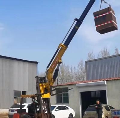 China 1755 x 800 x 2068 mm Multifunction Forklift with Telescopic Handler and Lifting Tools for sale