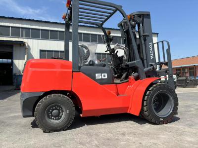 China Caminhão de empilhadeira diesel de 5 toneladas com motor japonês ISUZU posicionador de garfo e mudança lateral à venda