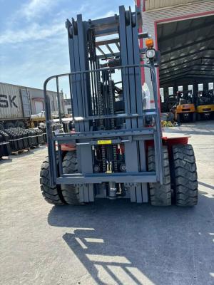 Cina Euro5/EPA Giappone 5 tonnellate di carrello elevatore diesel con motore ISUZU e posizionatore a forcella in vendita