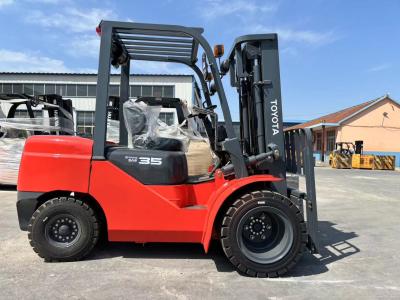 Cina 3 tonnellate di carrelli elevatori con mastello a due livelli e carrello a pallet a sollevamento idraulico manuale dal Giappone in vendita