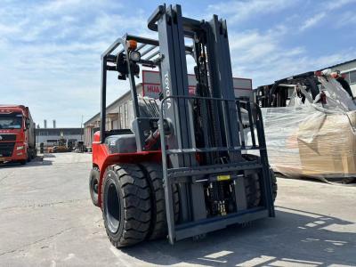Cina 3 tonnellate di carrelli elevatori con mastello a due livelli e carrello a pallet a sollevamento idraulico manuale dal Giappone in vendita