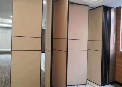 Cina Scivolamento del di legno mobile insonorizzato piegante dei muri divisori per l'hotel in vendita