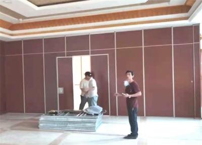 China Hoogst Vertrouwelijke Akoestische Vouwende Verdelingsmuren voor Auditorium Te koop