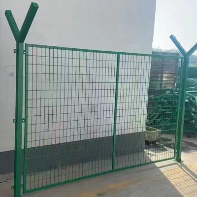 China Galvanized Diamond Wire Mesh Fence Outdoor Perimeter 3d Curved Welded Mesh Weaved Security for sale