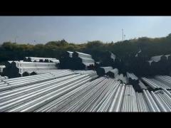 2.5 X2 5 Tubo quadrato di costruzione in acciaio zincato per paletti di recinzione metallici