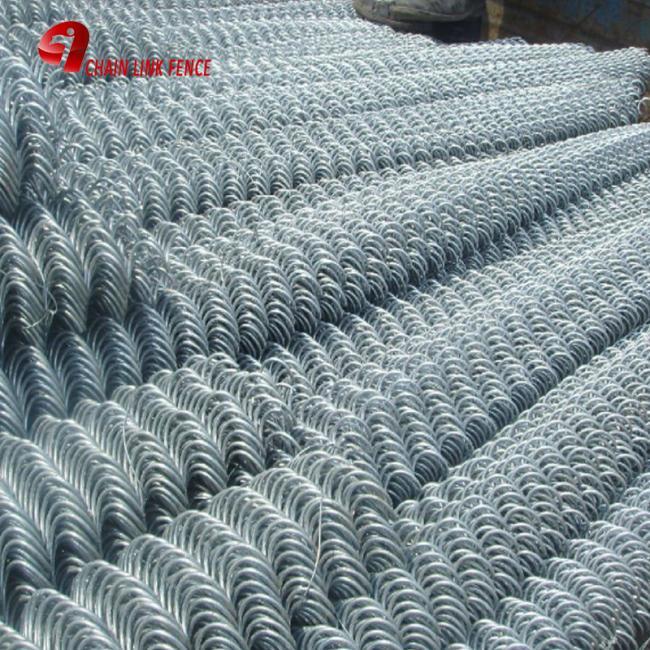 Custom green chain link cyclone wire fence price philippines