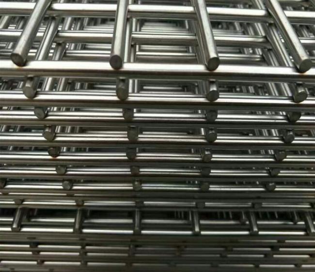 2X2inch Galvanized Cattle Welded Wire Mesh Panel 8 X 4 FT Galvanised Reinforcing Concrete Rebar Welded Wire Mesh Panel