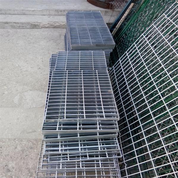 201 / 304 stainless steel quick drainage sewer cover plate anti slip stainless steel floor grates