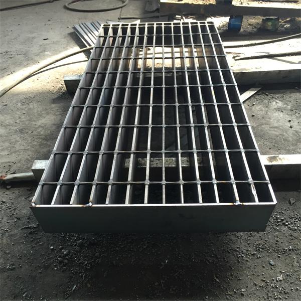 201 / 304 stainless steel quick drainage sewer cover plate anti slip stainless steel floor grates