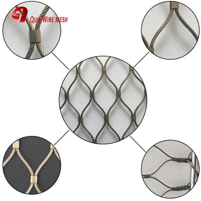 China Steel Wire Rope Flexible Chain Link Fence and Customizable Material Wire Mesh for Balustrade Safety Nets for sale