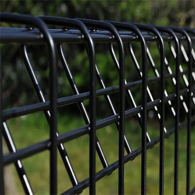 China 3D Curved Mesh Fence Triangle Folded Roll Top Fence Security Wire Mesh for Residential Area for sale