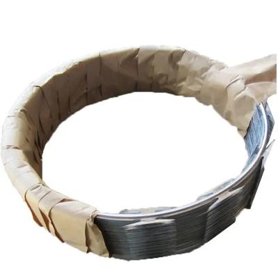 China Galvanized Stainless Steel BTO22 BTO-25 28 30 CBT 45 60 65 Single Cross Concertina Flat Blade Razor Barbed Wire Rope Mesh Fence for sale