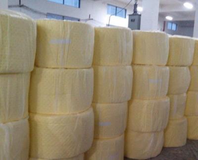 China 100% Polypropylene melt blown non woven Oil Absorbing Sheets for sale