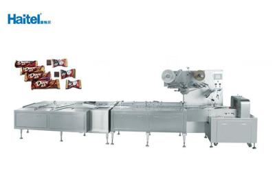 China Servo motor automático de máquina de embalagem do chocolate do fluxo horizontal de baixo nível de ruído à venda