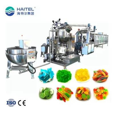 China Machine Jelly Bear Love Heart Candy die van het functie de Kleverige Suikergoed Machine produceren Te koop