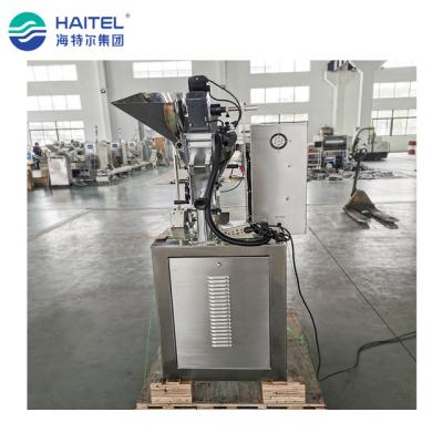 Cina La macchina di piccola capacità di PowderPacking, SUS spolverizza la macchina imballatrice del sacchetto in vendita