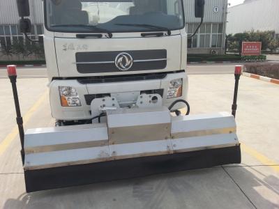 Cina La rondella ad alta pressione multifunzionale su ordinazione del camion/strada di pulizia/esegue la spazzatrice DFLll60BX2 di modo in vendita