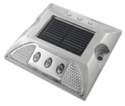 Cina Luce solare ricaricabile UV 600MAH 5mm LED giallo IP68 del perno della strada di GE in vendita