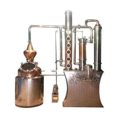 Cina 2200*800*2900MM attrezzature per la distillazione di vodka di rame e alcol per distillerie commerciali in vendita
