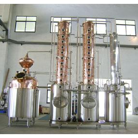 Cina Sistema di controllo semiautomatico Distilatore di alcol per la distillazione di whisky a grandi volumi in vendita