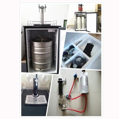 China 304 roestvrij staal deur universele huis ontwerp bier koelkast met 280w vermogen Te koop