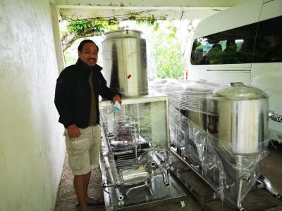 Cina GSTA 50l Piccola macchina da birra con tensione regolabile e riscaldamento elettronico in vendita